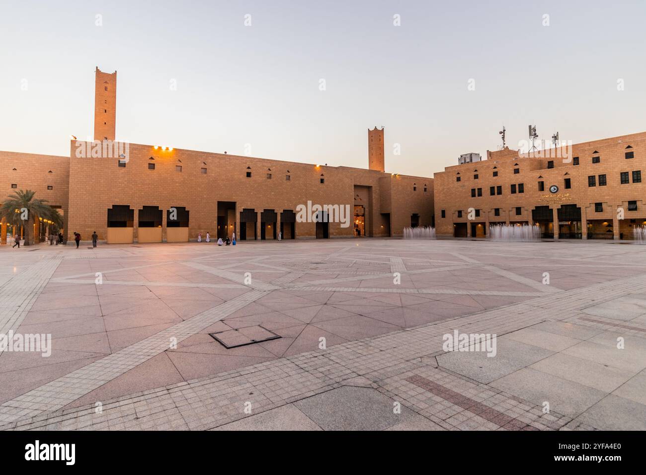 Chop square in riyadh hi-res stock photography and images - Alamy