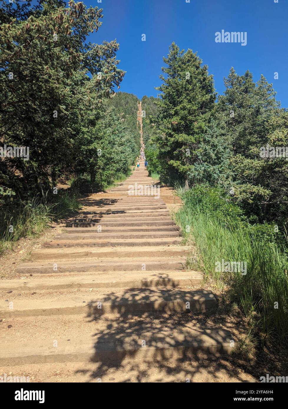 Incline walking uphill hi-res stock photography and images - Alamy