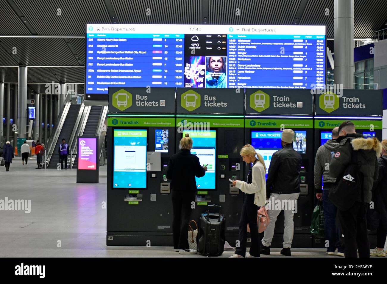 Northern ireland railways train hi-res stock photography and images - Alamy