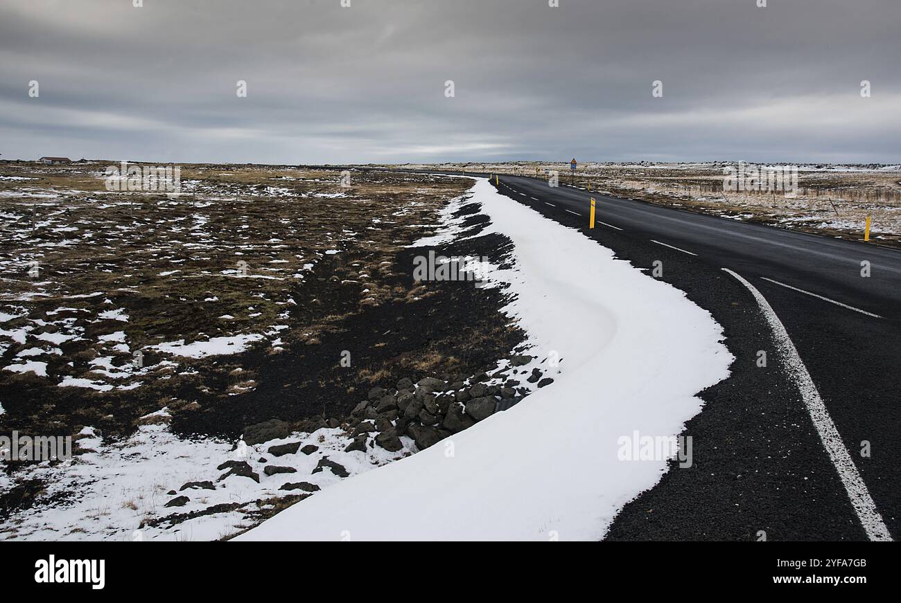 Empty road covered in snow hi-res stock photography and images - Alamy