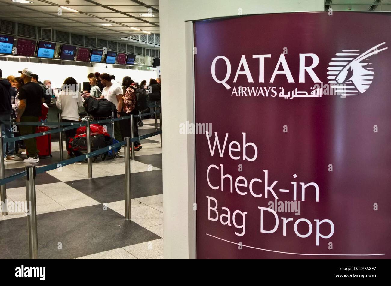 Qatar Airways ist die nationale Fluggesellschaft Katars mit Sitz in ...