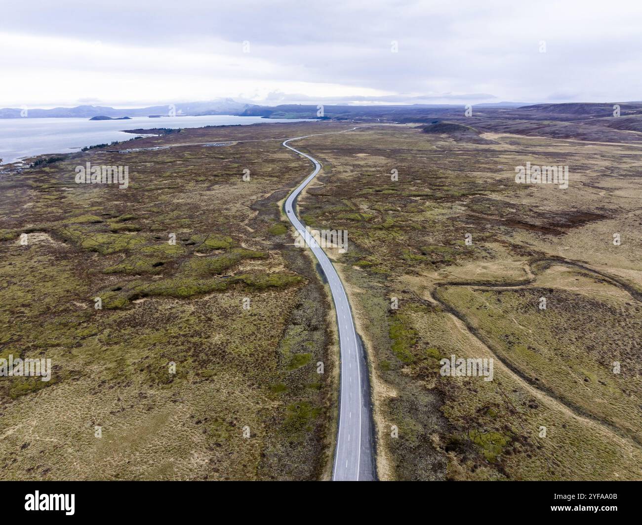 Open road serenity hi-res stock photography and images - Alamy