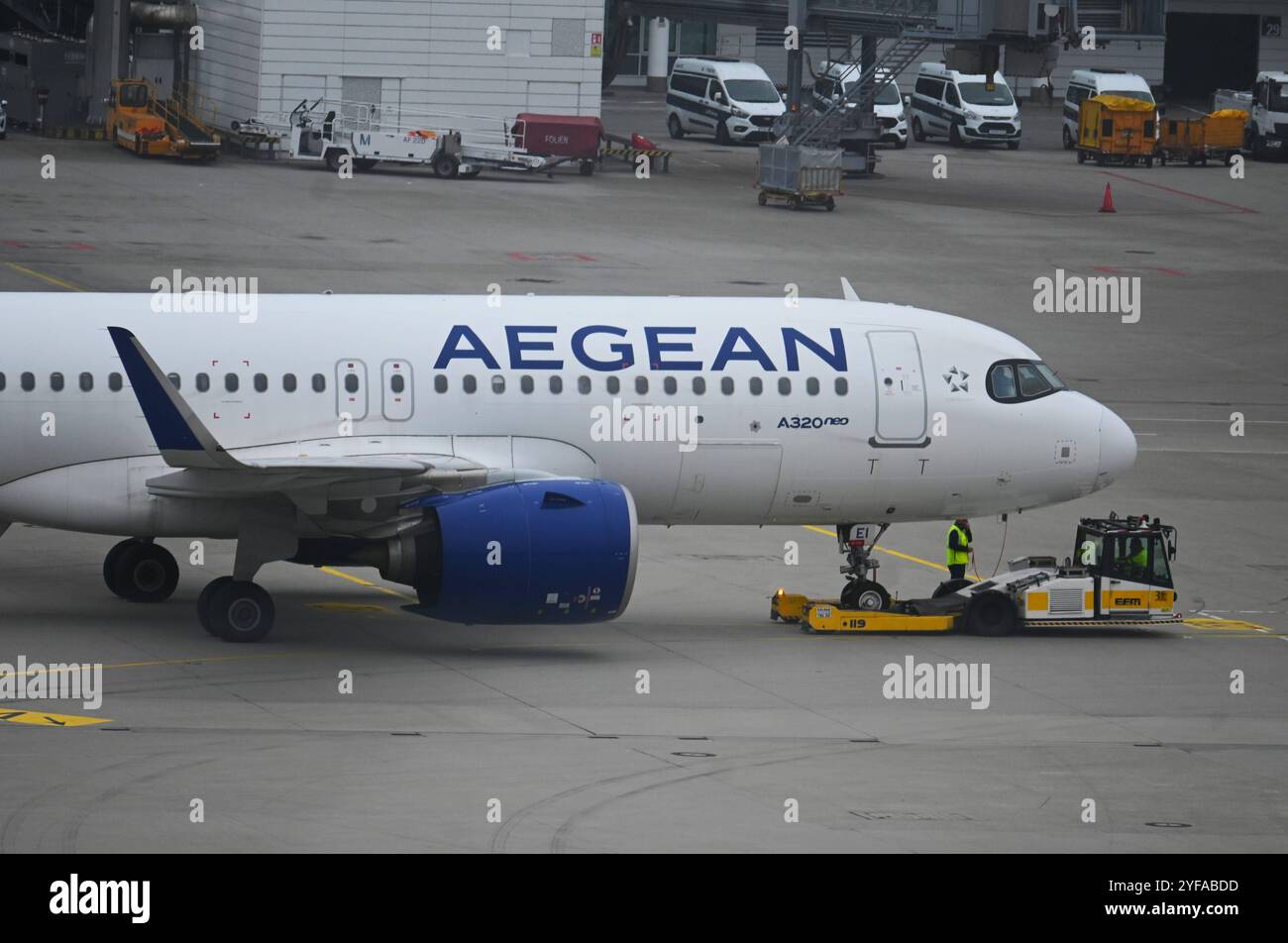 Flughafen München, Franz Josef Strauss, IATA-Code MUC. Foto: Aegean ...