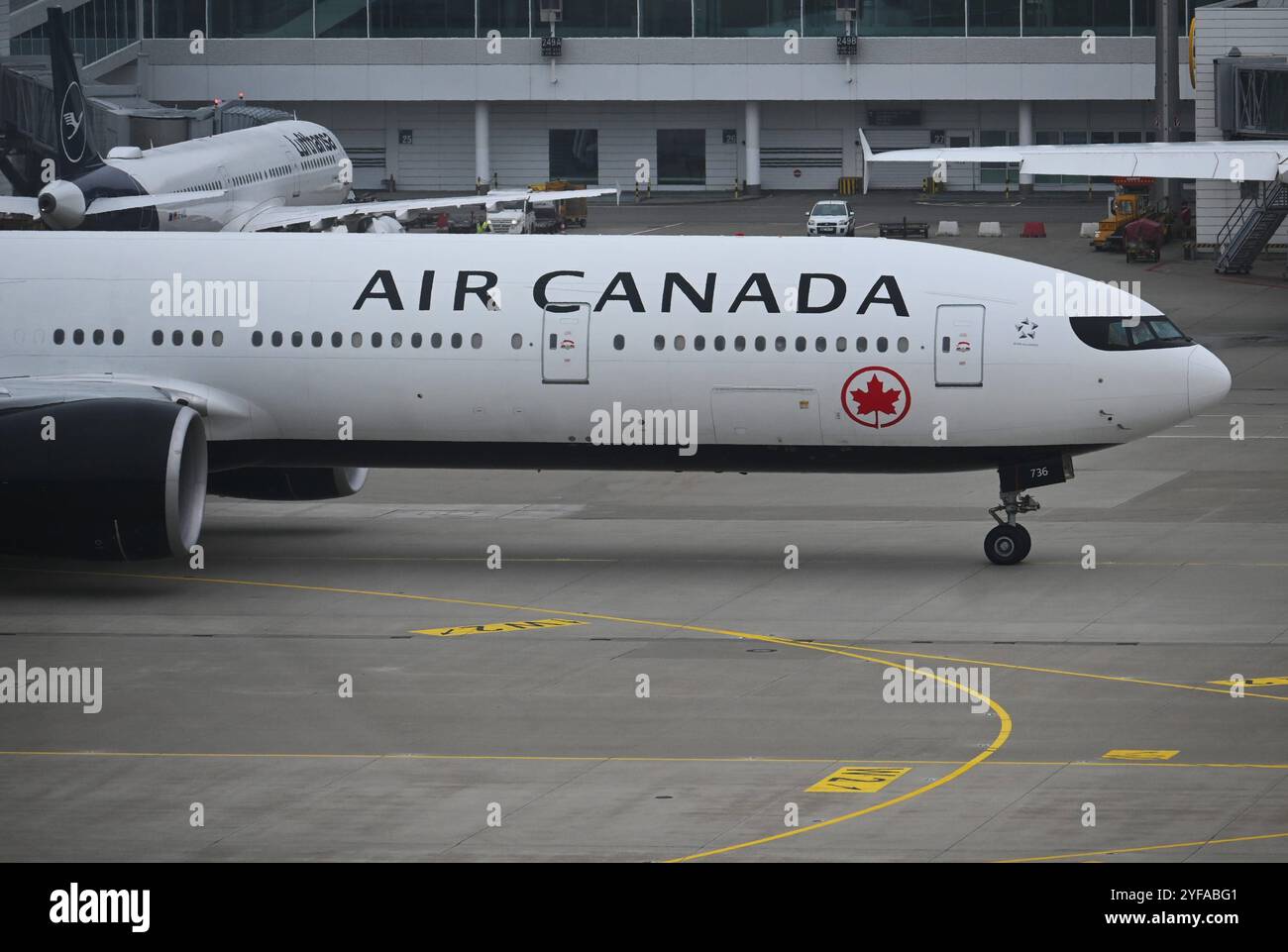 Flughafen München, Franz Josef Strauss, IATA-Code MUC. Air Canada mit ...
