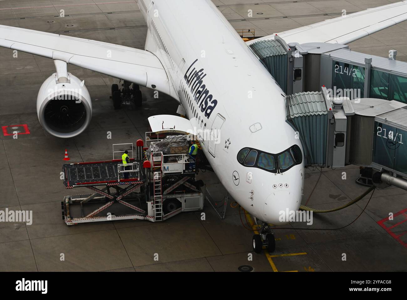 Flughafen München, Franz Josef Strauss, IATA-Code MUC. Foto: Lufthansa ...