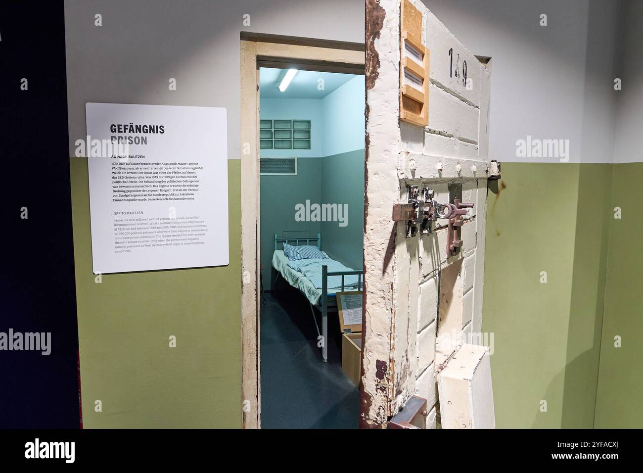 Dauerausstellung im DDR-Museum in Berlin-Mitte. Foto vom 18.10.2024 ...