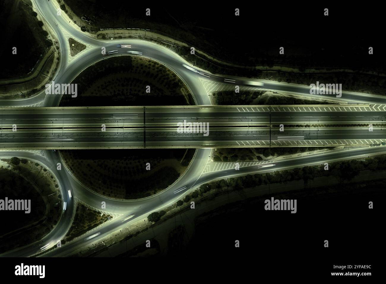 Modern roundabouts hi-res stock photography and images - Alamy