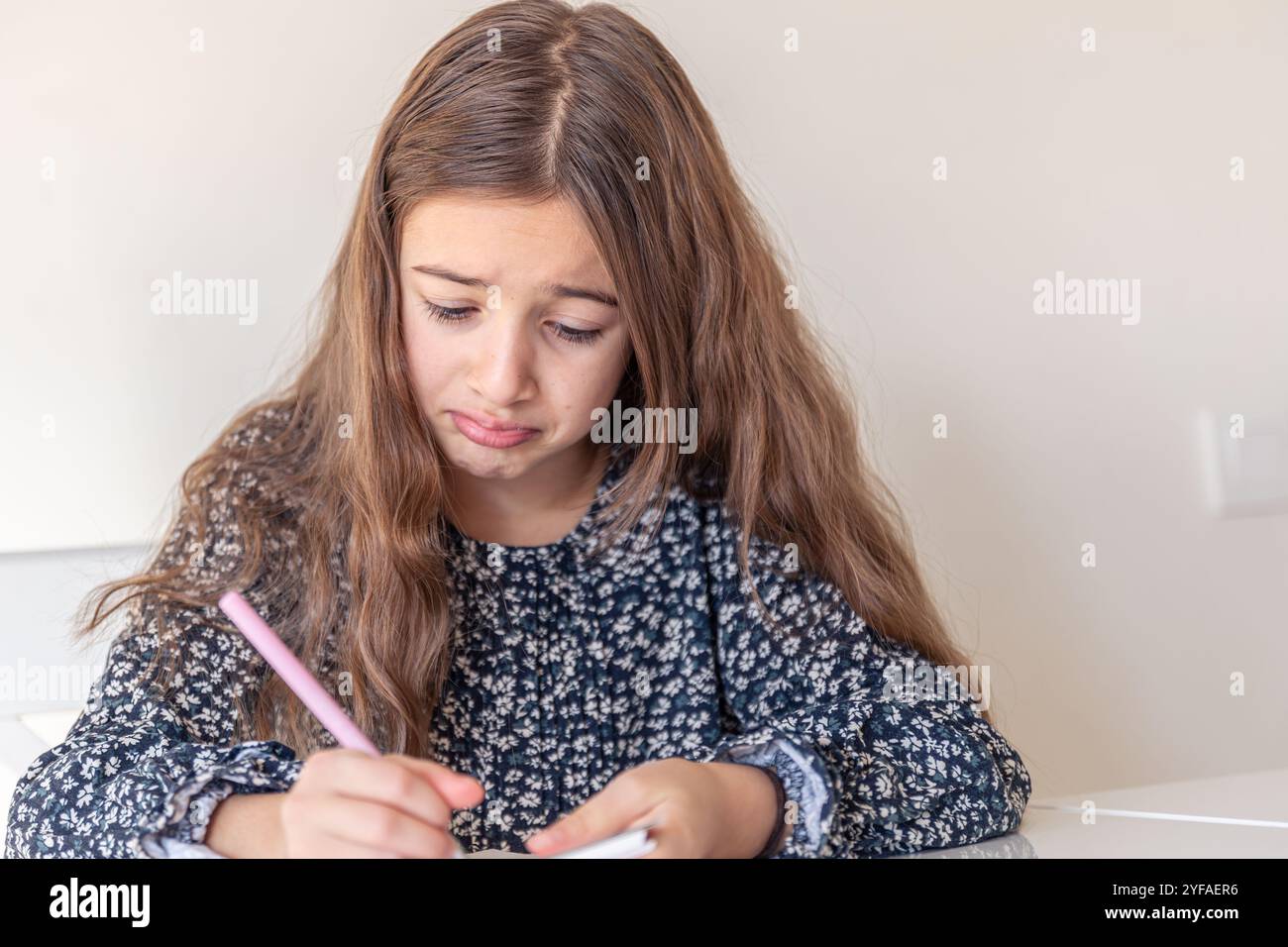 Student draws in notebook hi-res stock photography and images - Alamy