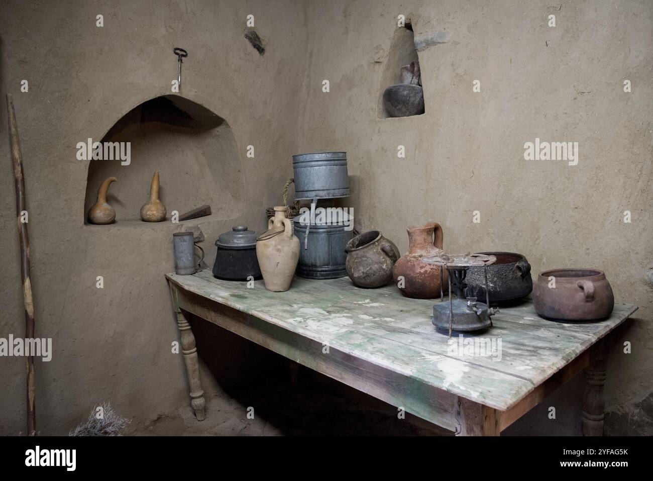 Vintage kitchen items hi-res stock photography and images - Alamy