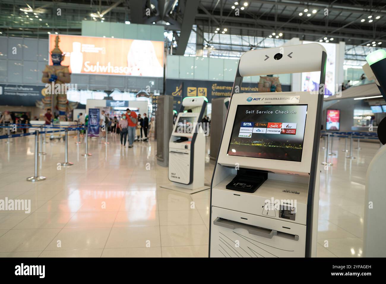 BANGKOK, THAILAND - DECEMBER 14, 2023: self check-in area in ...