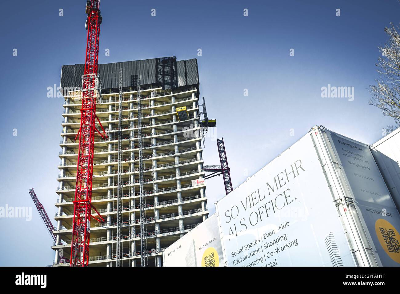 Bauprojekt Elbtower, Baustelle in der Hafencity in Hamburg, Deutschland ...