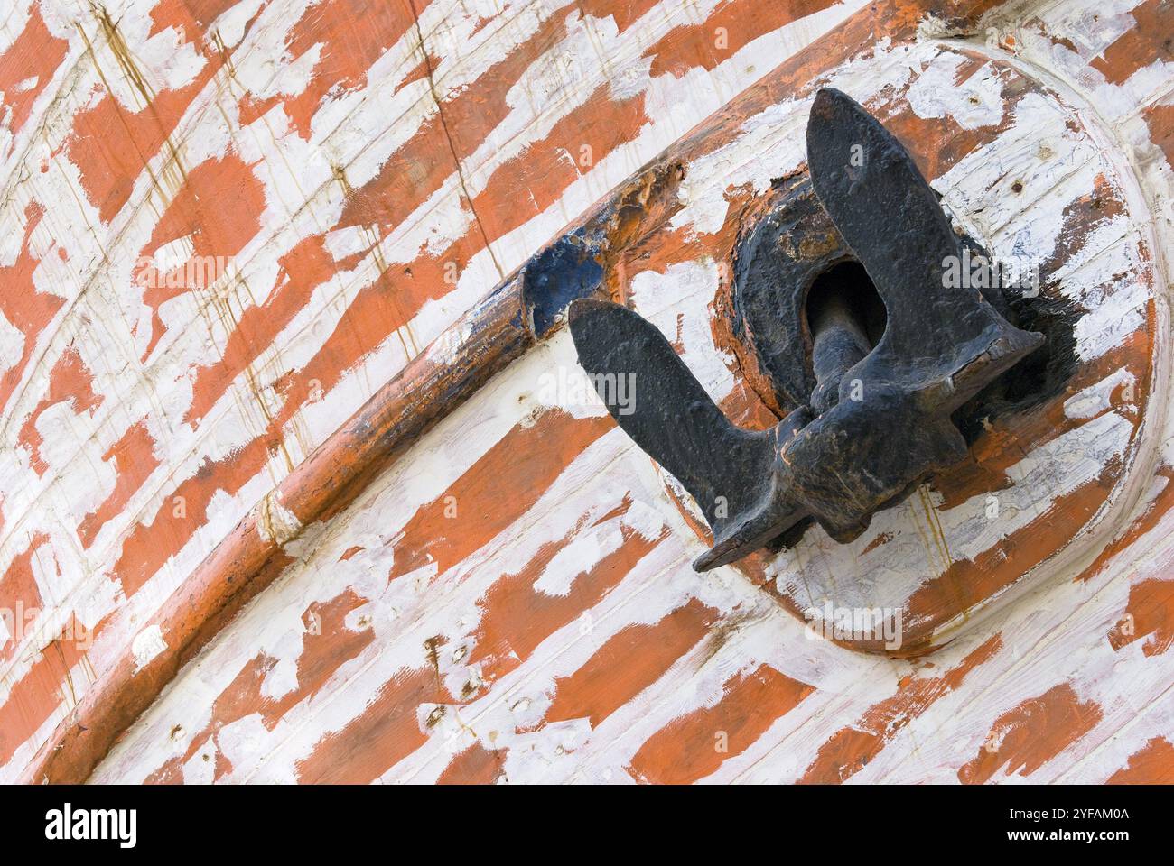 Barges black boats hi-res stock photography and images - Alamy