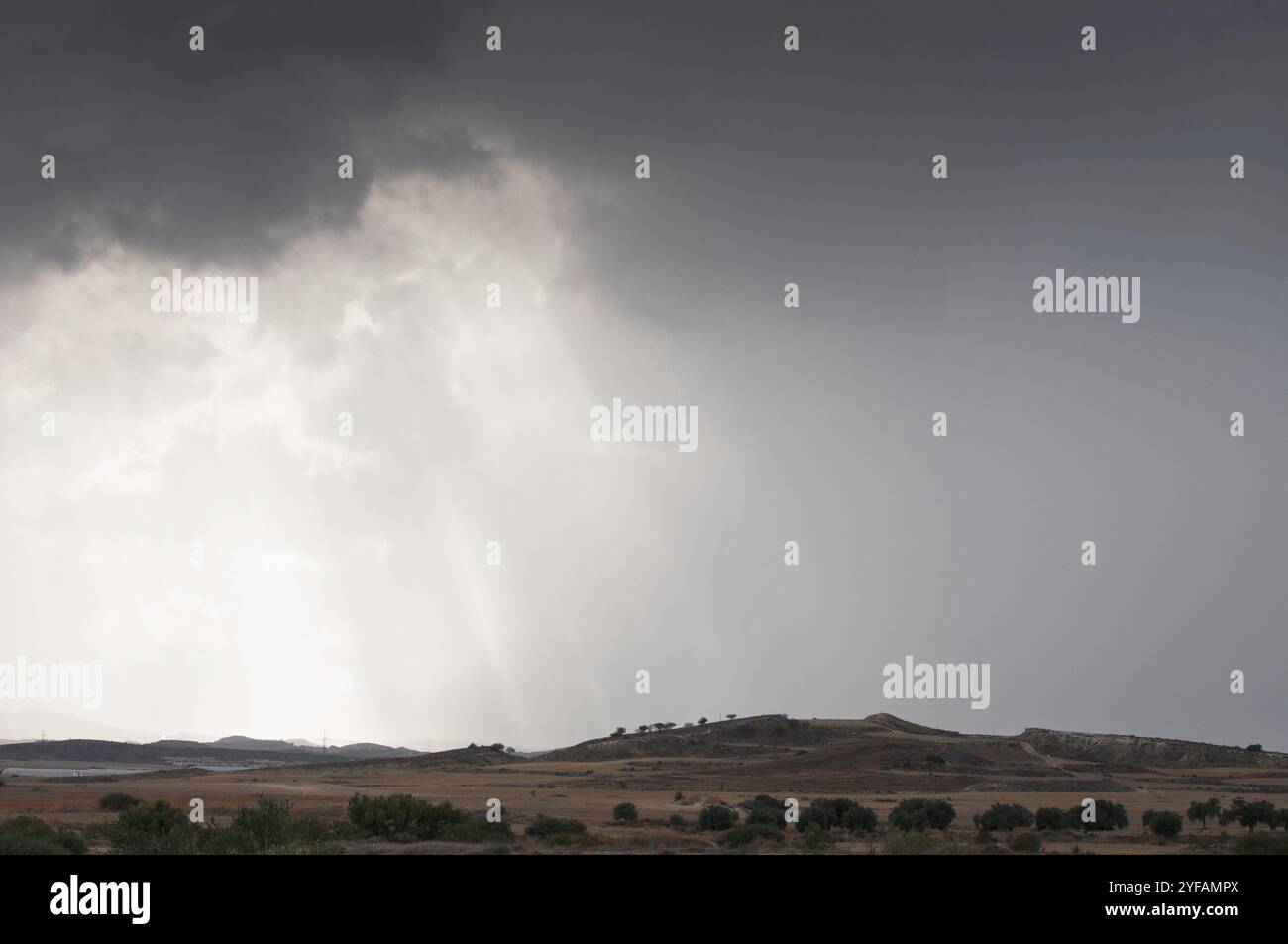 Light coming out clouds hi-res stock photography and images - Alamy