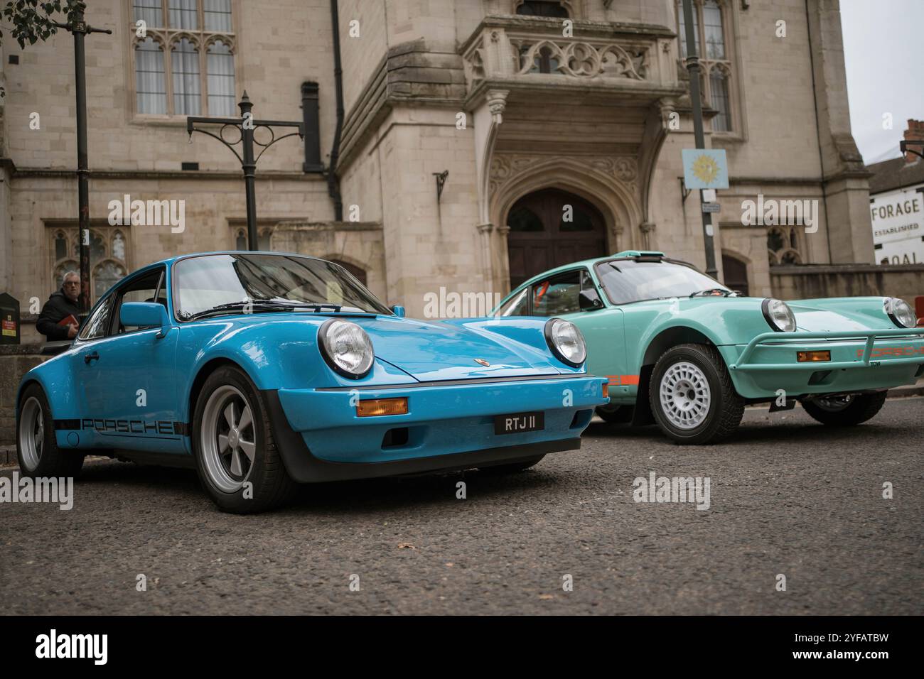 1997 Porsche 911 (993) Carrera S alongside a Porsche 911 in rally spec ...