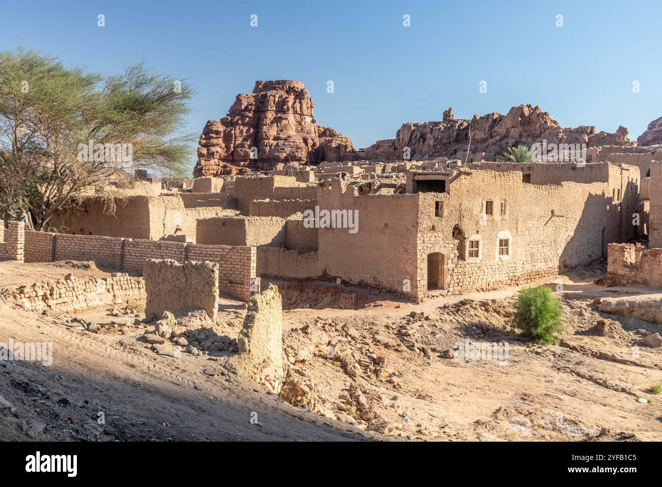 Ruins of mud houses in Al Ula Old town, Saudi Arabia Stock Photo - Alamy