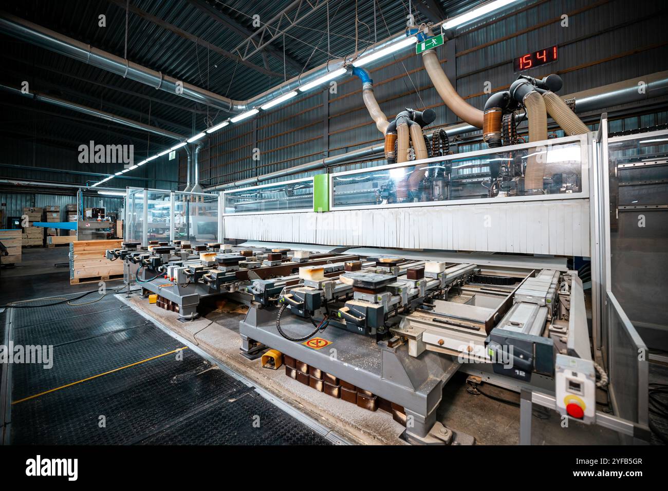 Well lit industrial workspace hi-res stock photography and images - Alamy