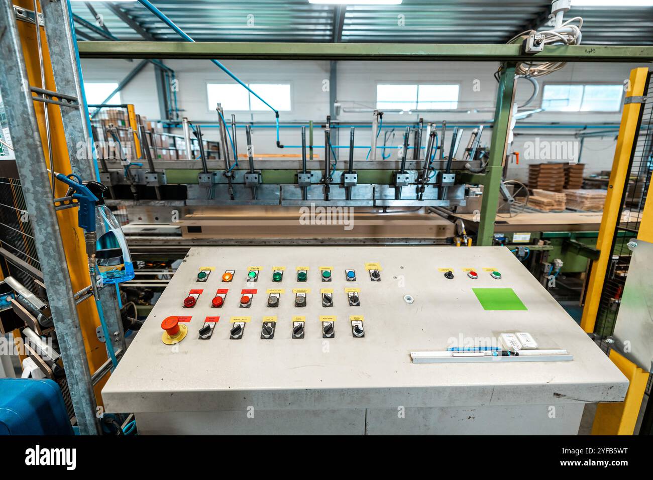 Control switches industrial machine hi-res stock photography and images ...