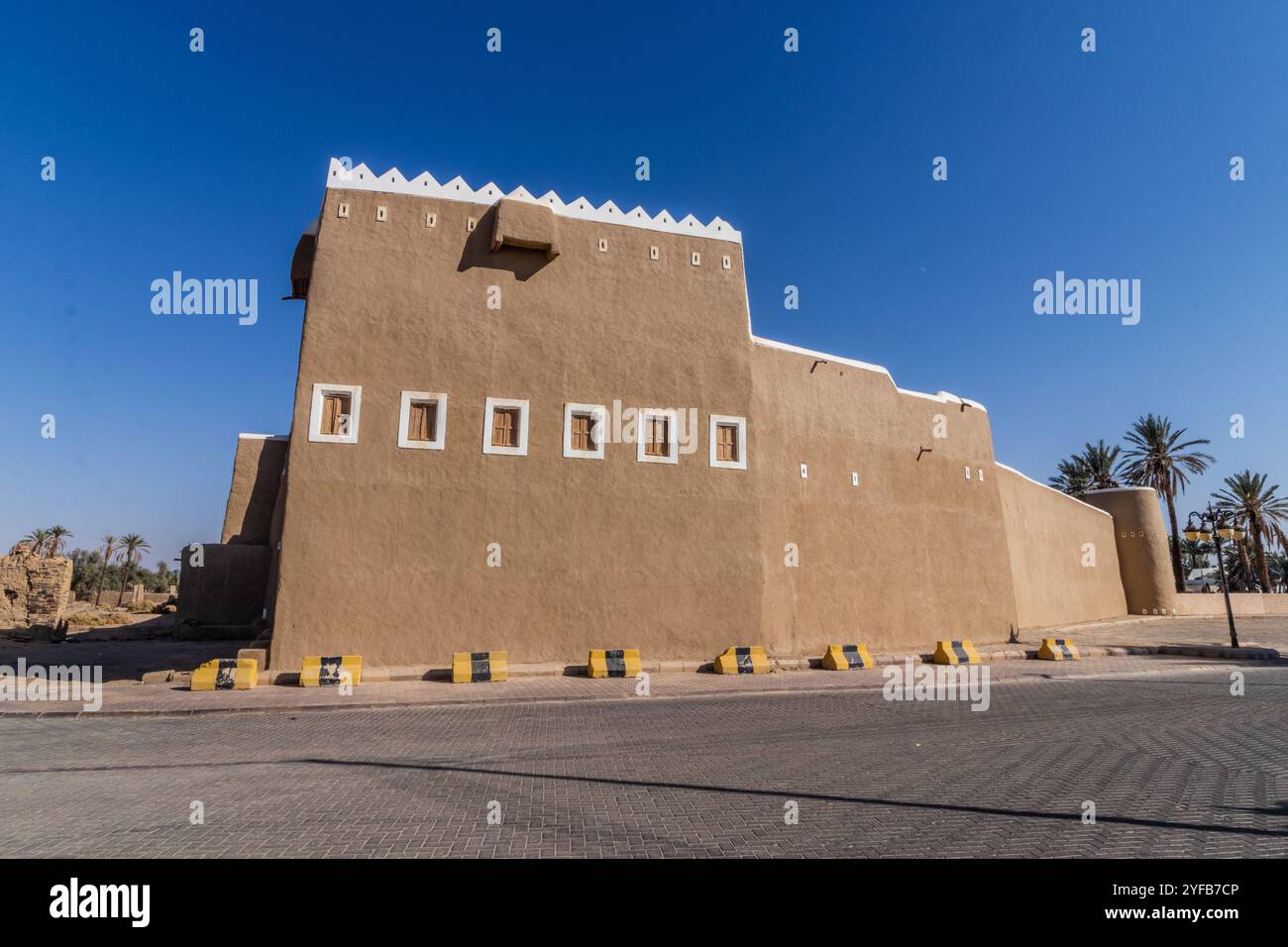 Fort (Ibn Rumman Palace) in Tayma, Saudi Arabia Stock Photo - Alamy