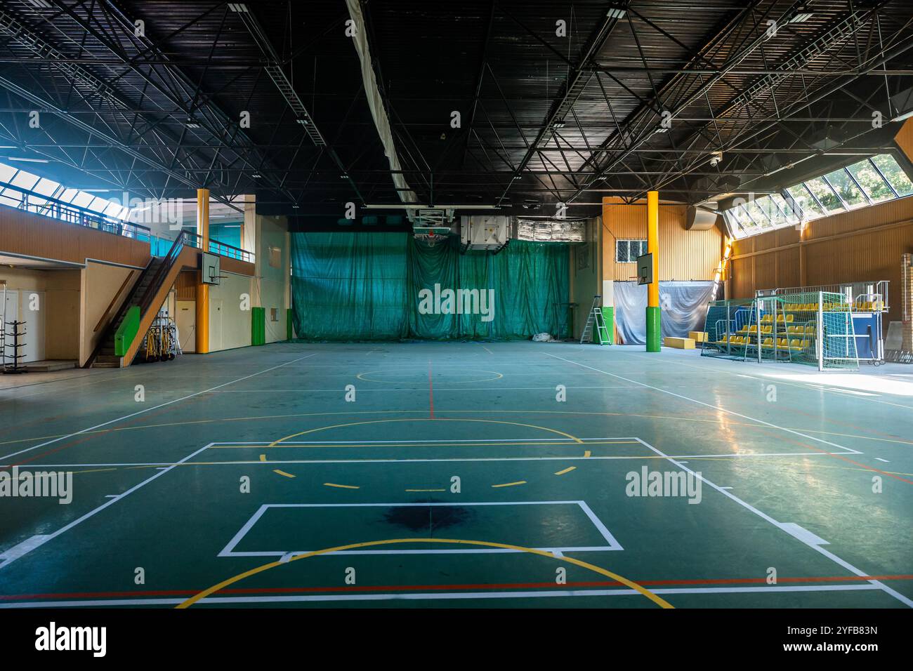 Retractable seating hi-res stock photography and images - Alamy