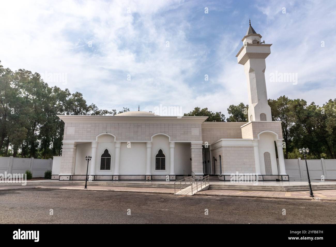 Prince Abdul Majeed mosque in Medina, Saudi Arabia Stock Photo - Alamy