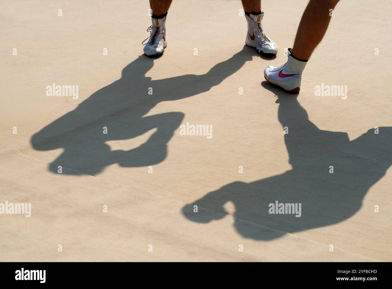 Shadow boxing exercise hi-res stock photography and images - Alamy