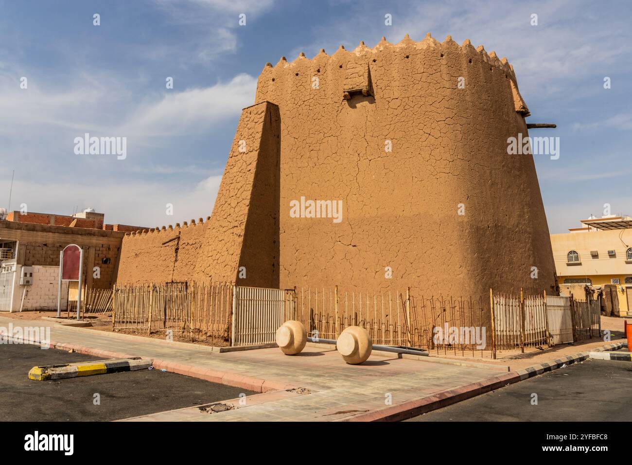 Remnants of Barzan Palace in Ha'il, Saudi Arabia Stock Photo - Alamy