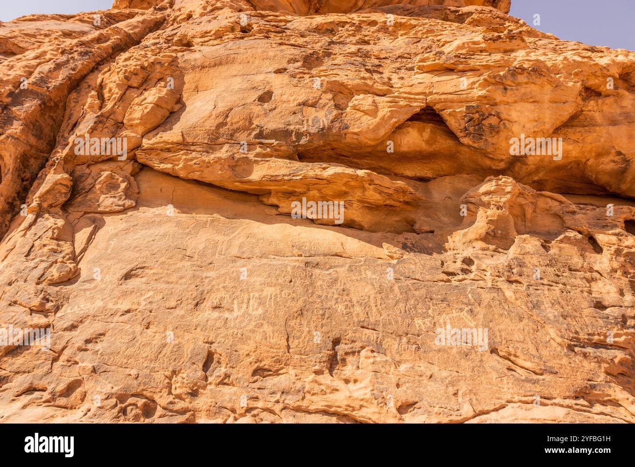 Rock art (petroglyphs) in Jubbah, Saudi Arabia Stock Photo - Alamy