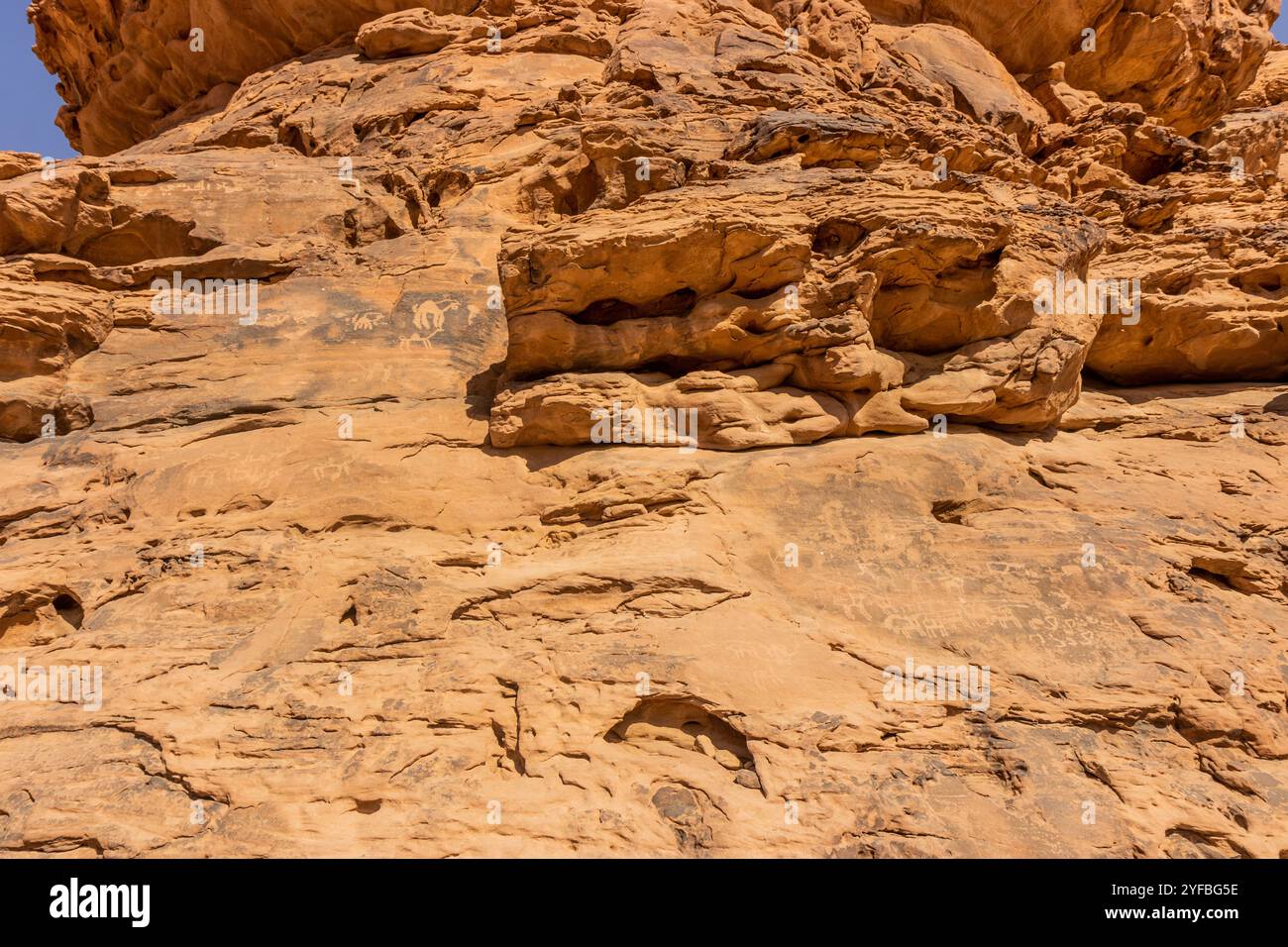 Rock art (petroglyphs) in Jubbah, Saudi Arabia Stock Photo - Alamy