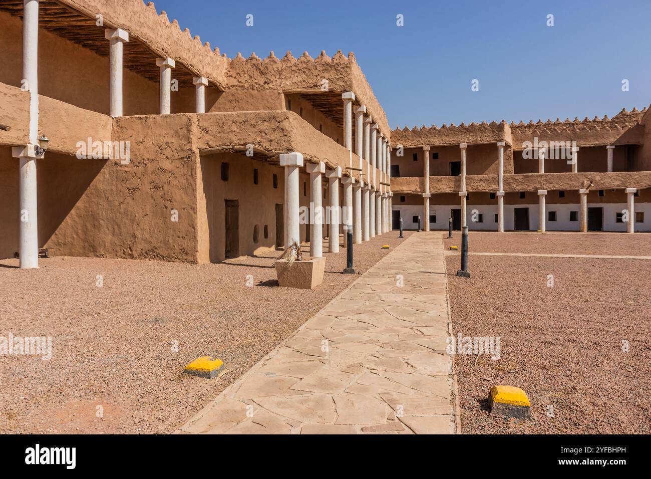 Colonnades of Qishlah Palace in Ha'il, Saudi Arabia Stock Photo - Alamy