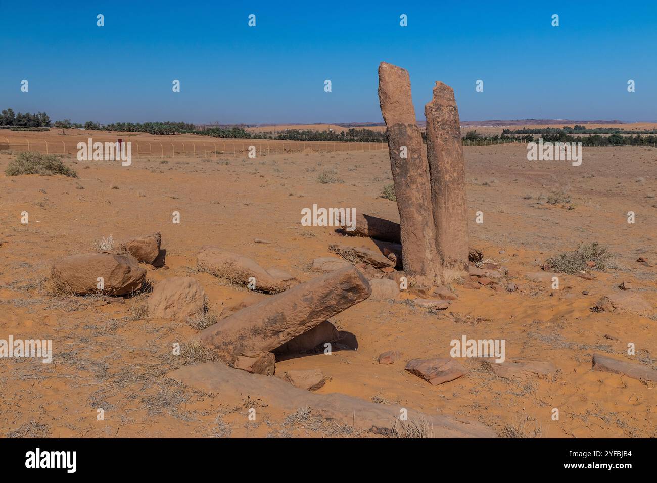 Rajajil (Rajajel) columns in Sakaka, Saudi Arabia Stock Photo - Alamy