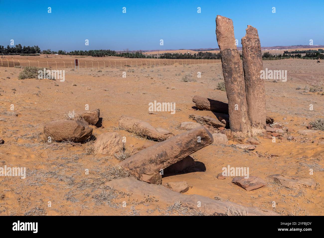 Rajajil (Rajajel) columns in Sakaka, Saudi Arabia Stock Photo - Alamy