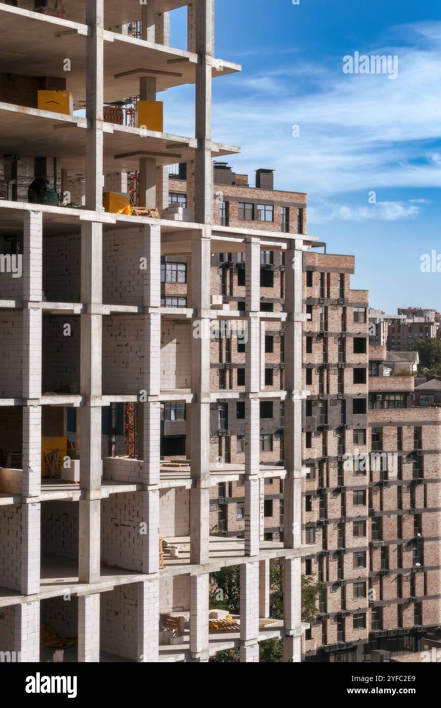 Reinforced concrete frame of the building Stock Photo - Alamy