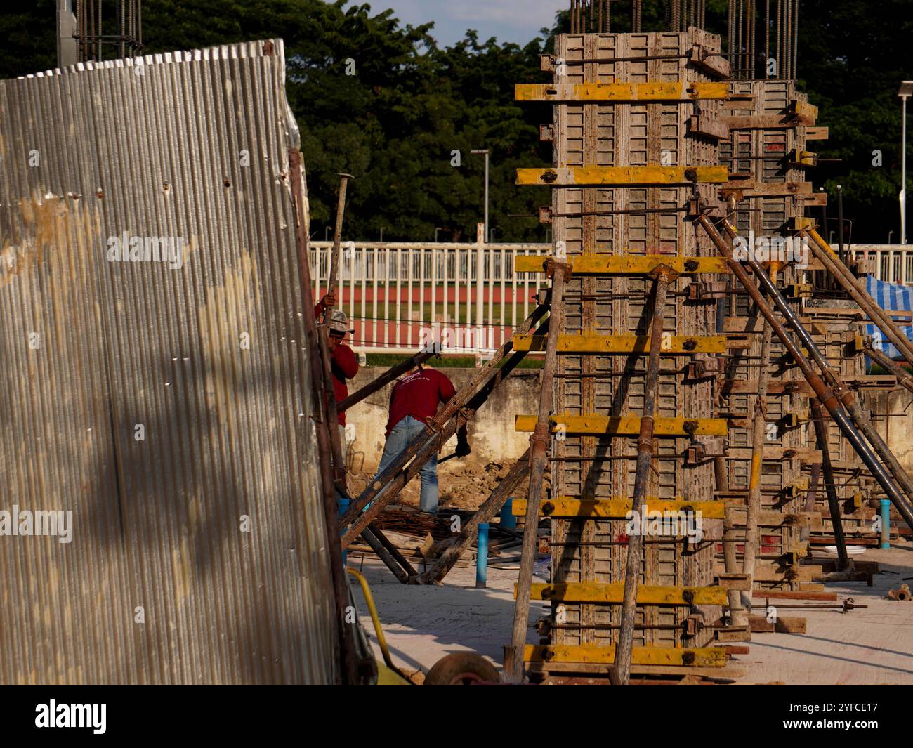 Reinforced concrete columns hi-res stock photography and images - Alamy