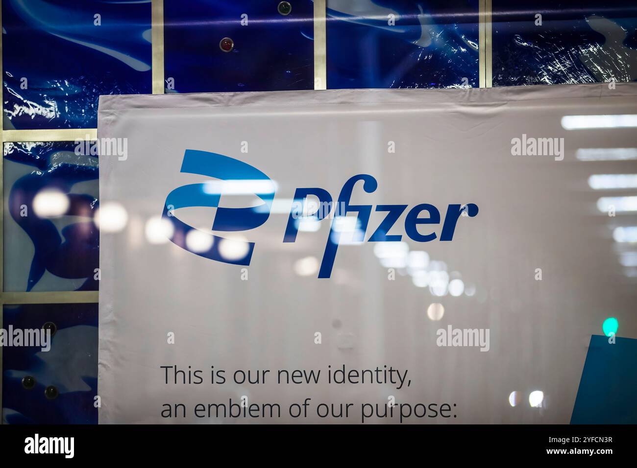 Pfizer world headquarters in New York City, USA. Pfizer Inc. is an ...