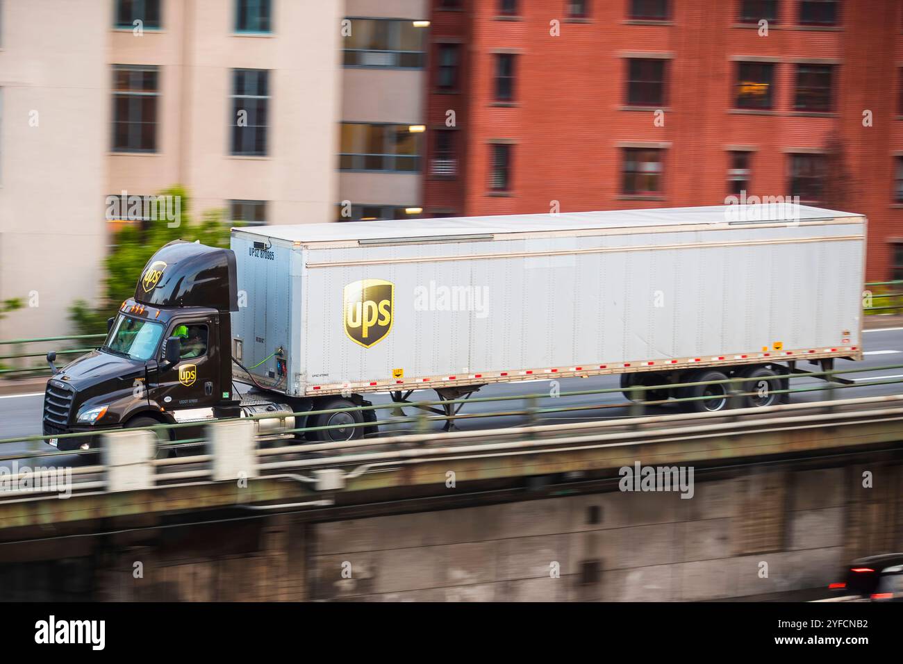 UPS truck on the freeway Stock Photo - Alamy