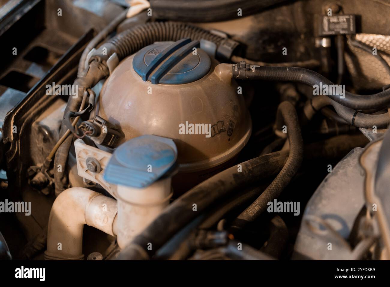 Surrounding components hi-res stock photography and images - Alamy
