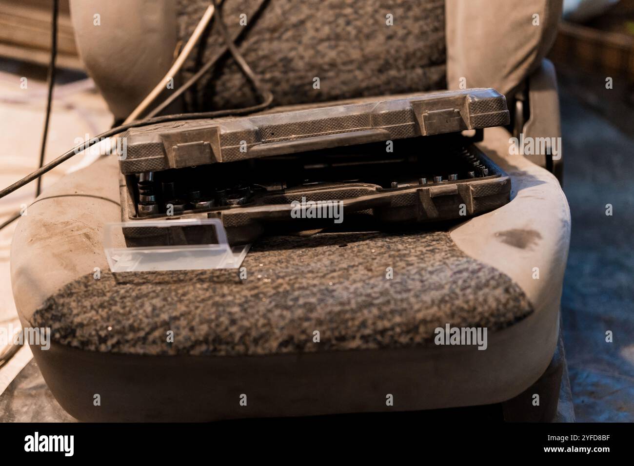 Dusty workspace hi-res stock photography and images - Alamy