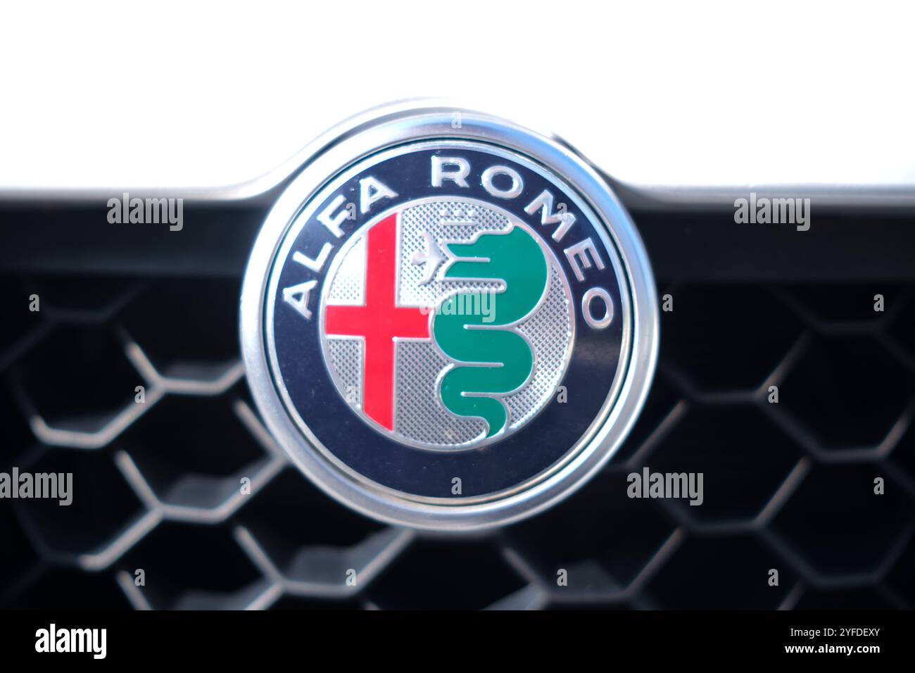 Alfa romeo car badge hi-res stock photography and images - Alamy