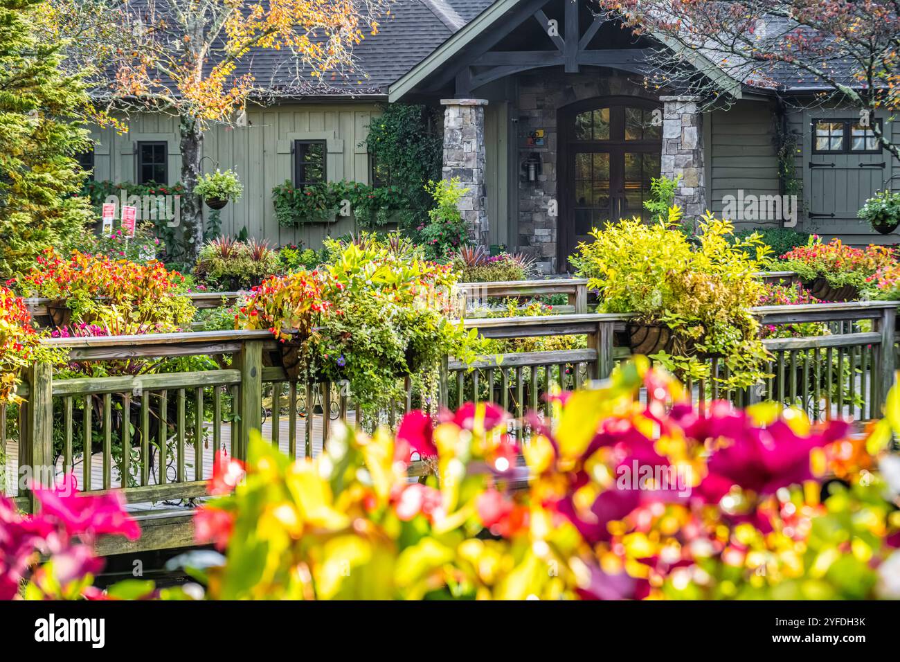 Visitor entrance to world-class Gibbs Gardens, north of Atlanta in Ball ...