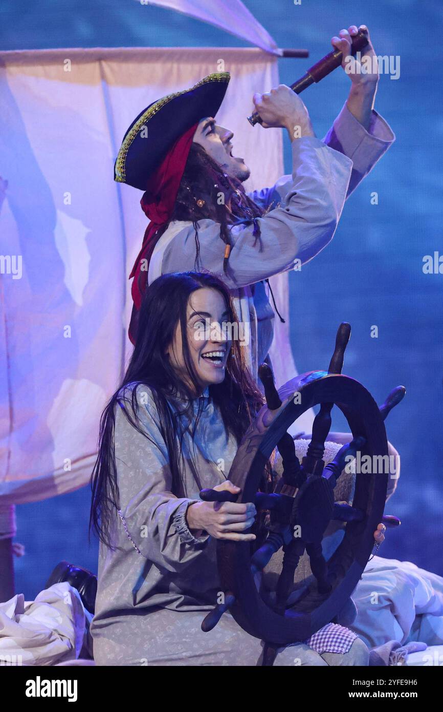 Sarah Laminger Musical Anouk - Aufzeichnung ARD Show ãDie Beatrice Egli ...