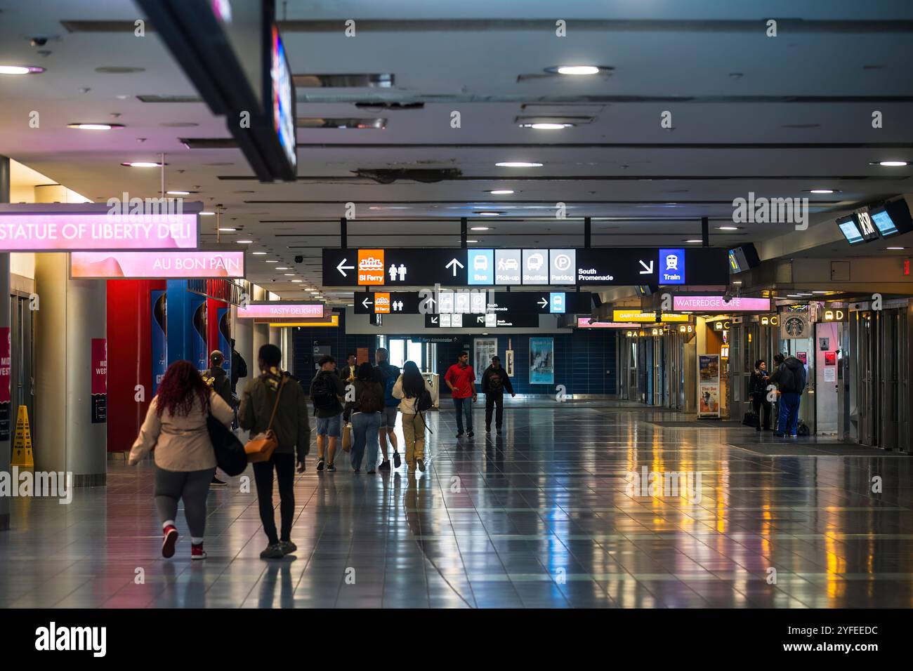 Terminal Walkway: Signs of Transit Life Stock Photo - Alamy