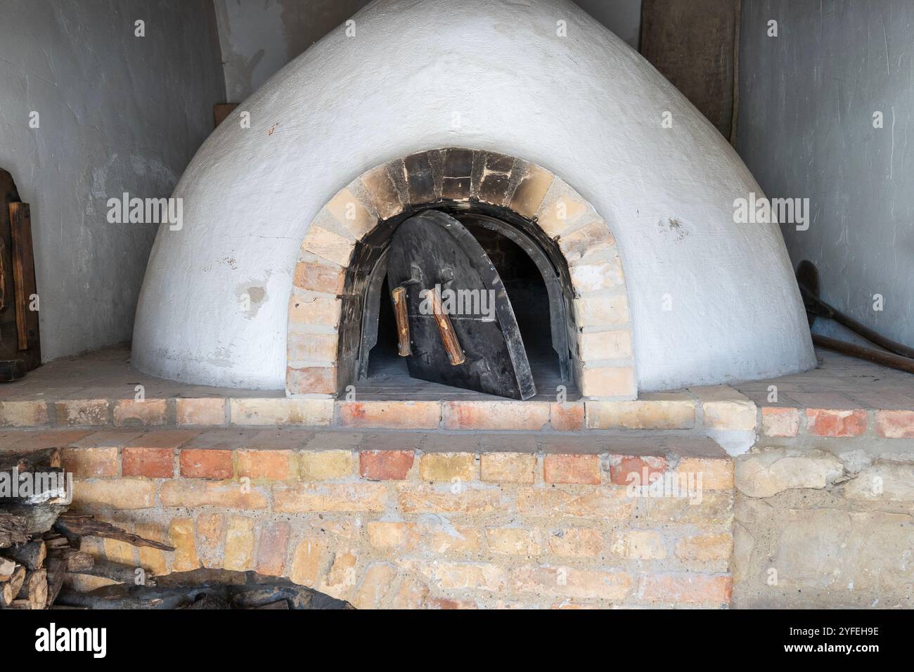 Old traditional brick wood-fired oven Stock Photo - Alamy