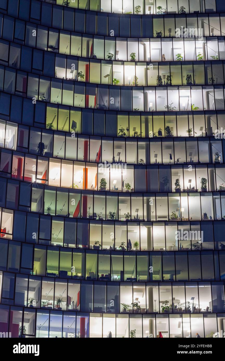 office building, glas facade, look into offices, OMV headquarters ...