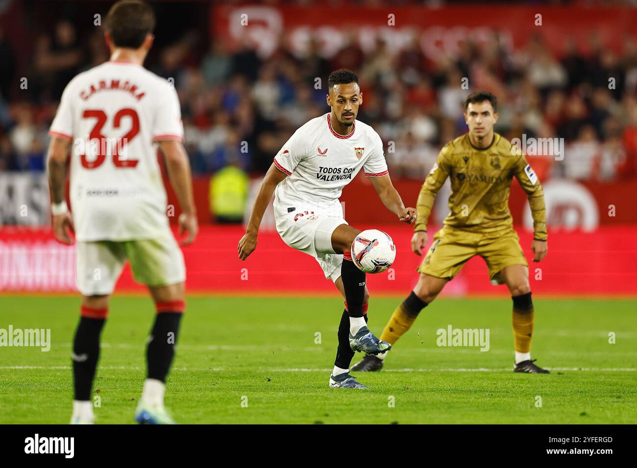 Sevilla, Spain. 3rd Nov, 2024. Djibril Sow (Sevilla) Football/Soccer ...