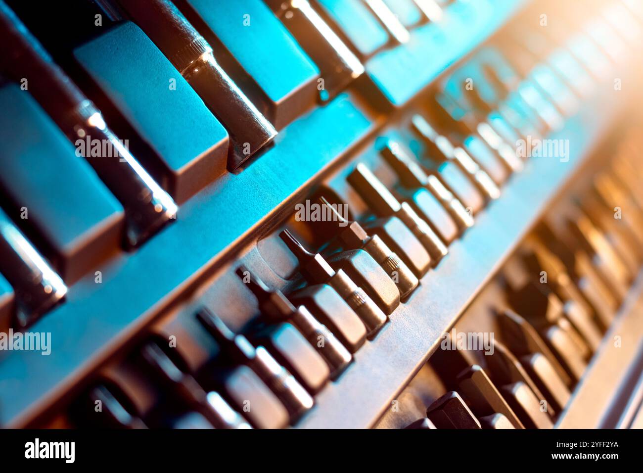 Screwdriver bit set toolbox – Various professional chrome vanadium ...