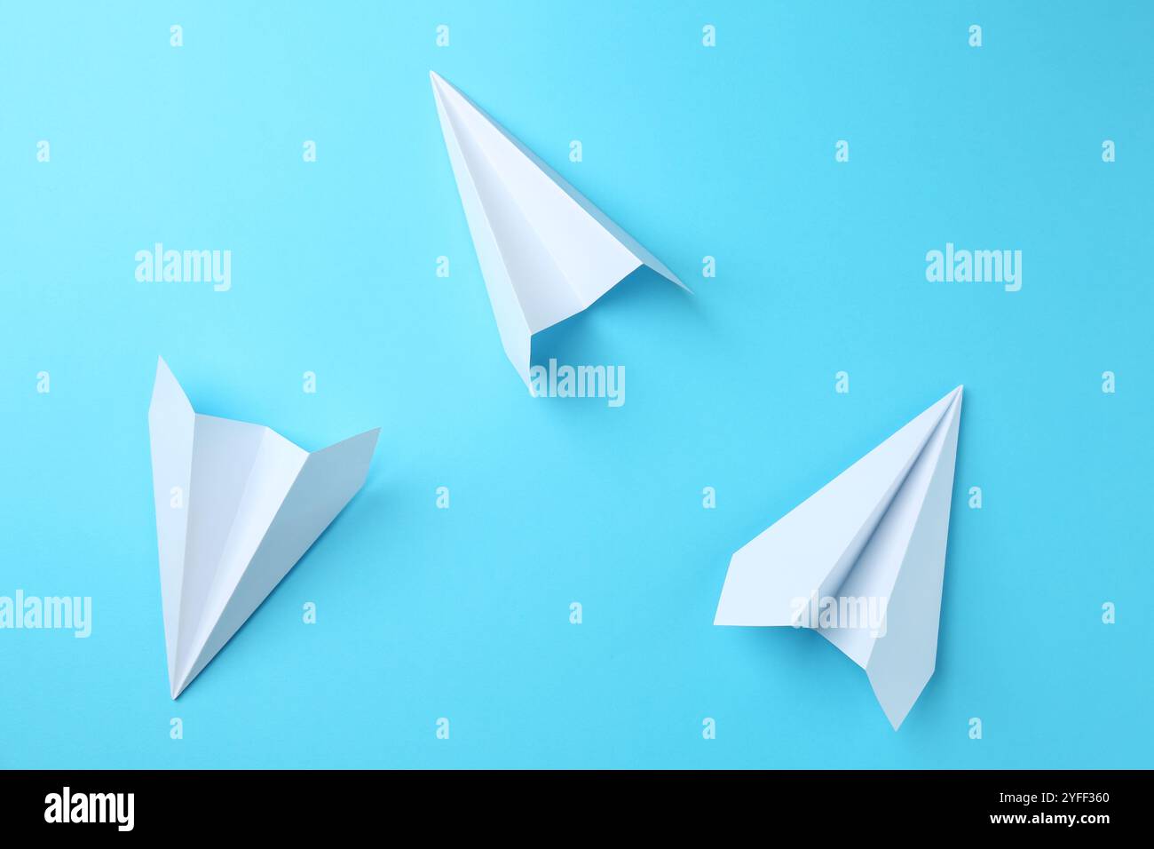 Light color planes hi-res stock photography and images - Alamy