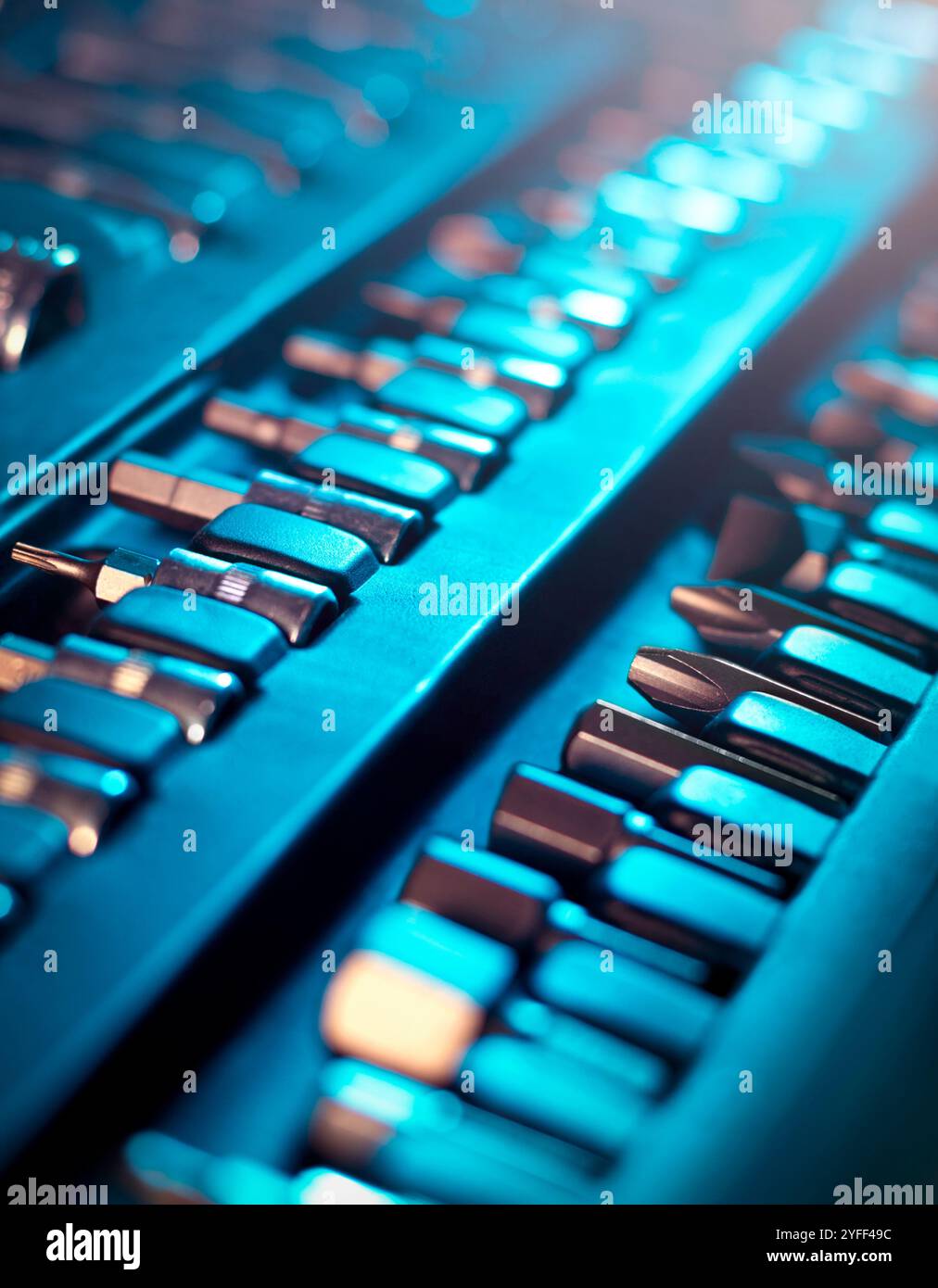 Screwdriver bit set toolbox – Various professional chrome vanadium ...