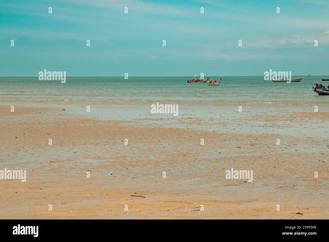 Scenic view of Badeko beach at Old Stone Town in Bagamoyo, Tanzania ...