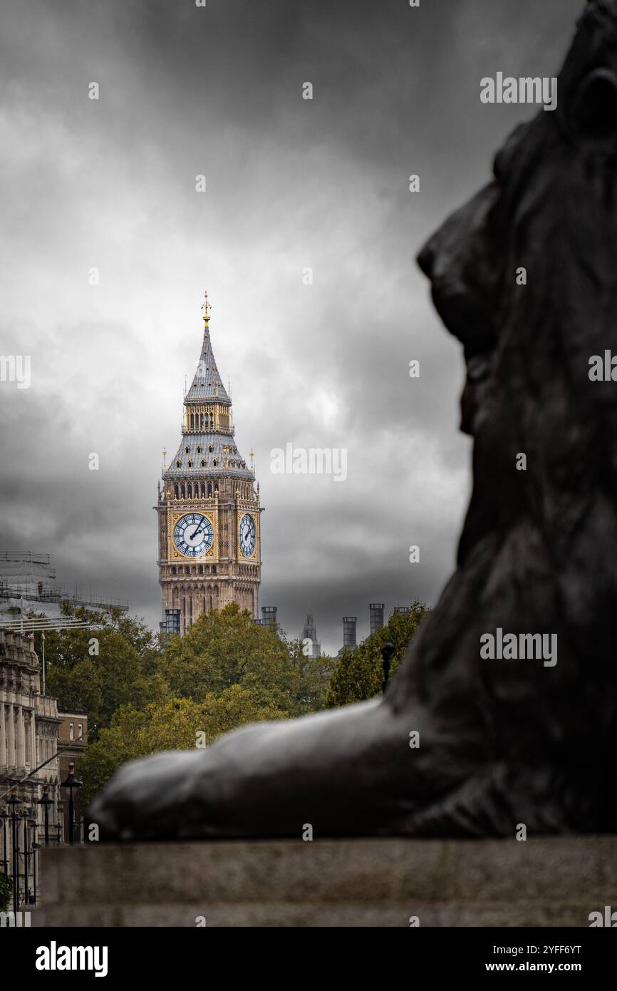 Stone lion big ben tower hi-res stock photography and images - Alamy
