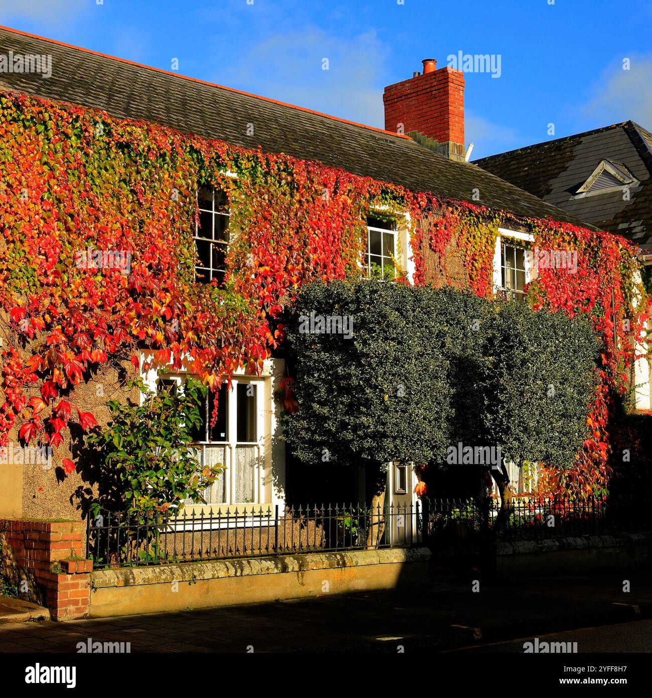 Main street in cowbridge hi-res stock photography and images - Alamy